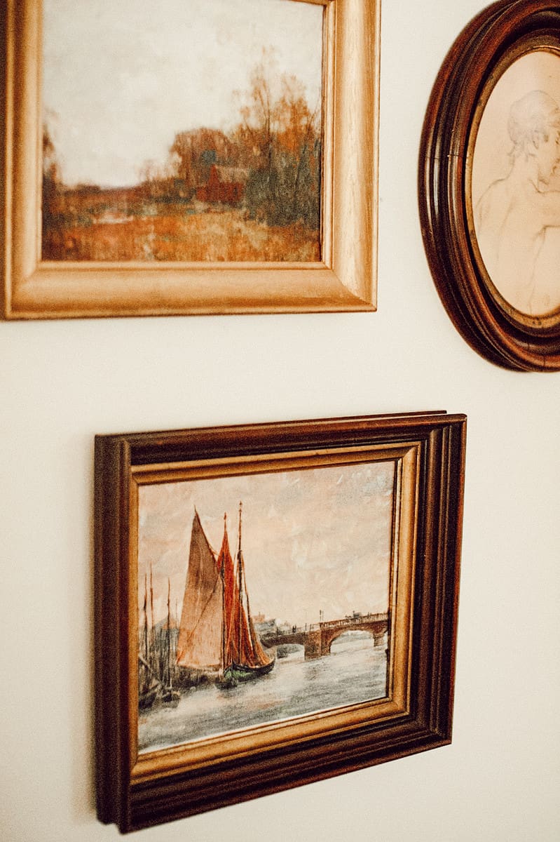 How to Make DIY Vintage Wall Art From Free Prints! - Cassie Jean