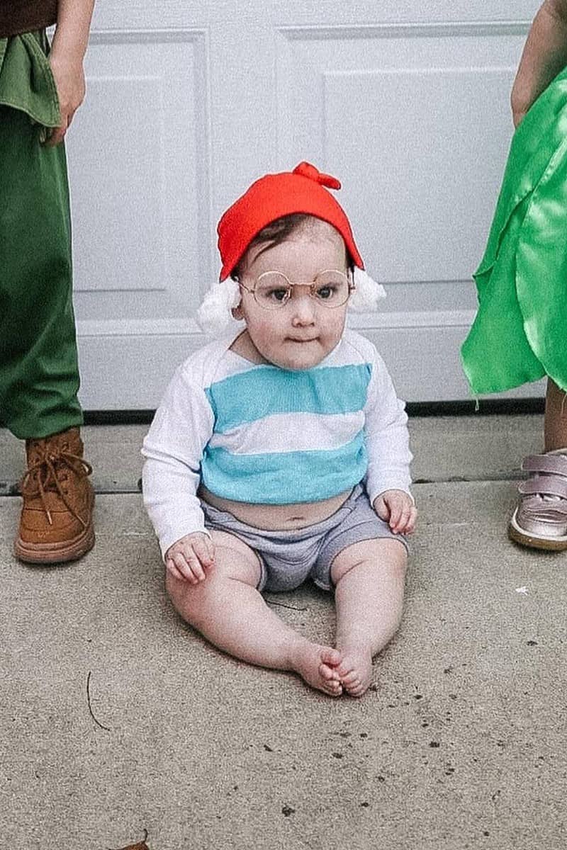 Cheap and Easy Peter Pan Themed Family Halloween Costumes - Cassie Jean